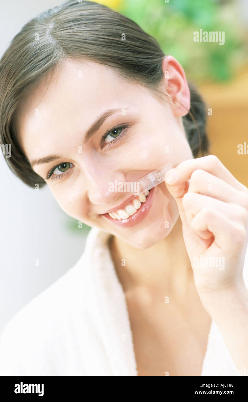 Sticking plaster face hi-res stock photography and images - Alamy