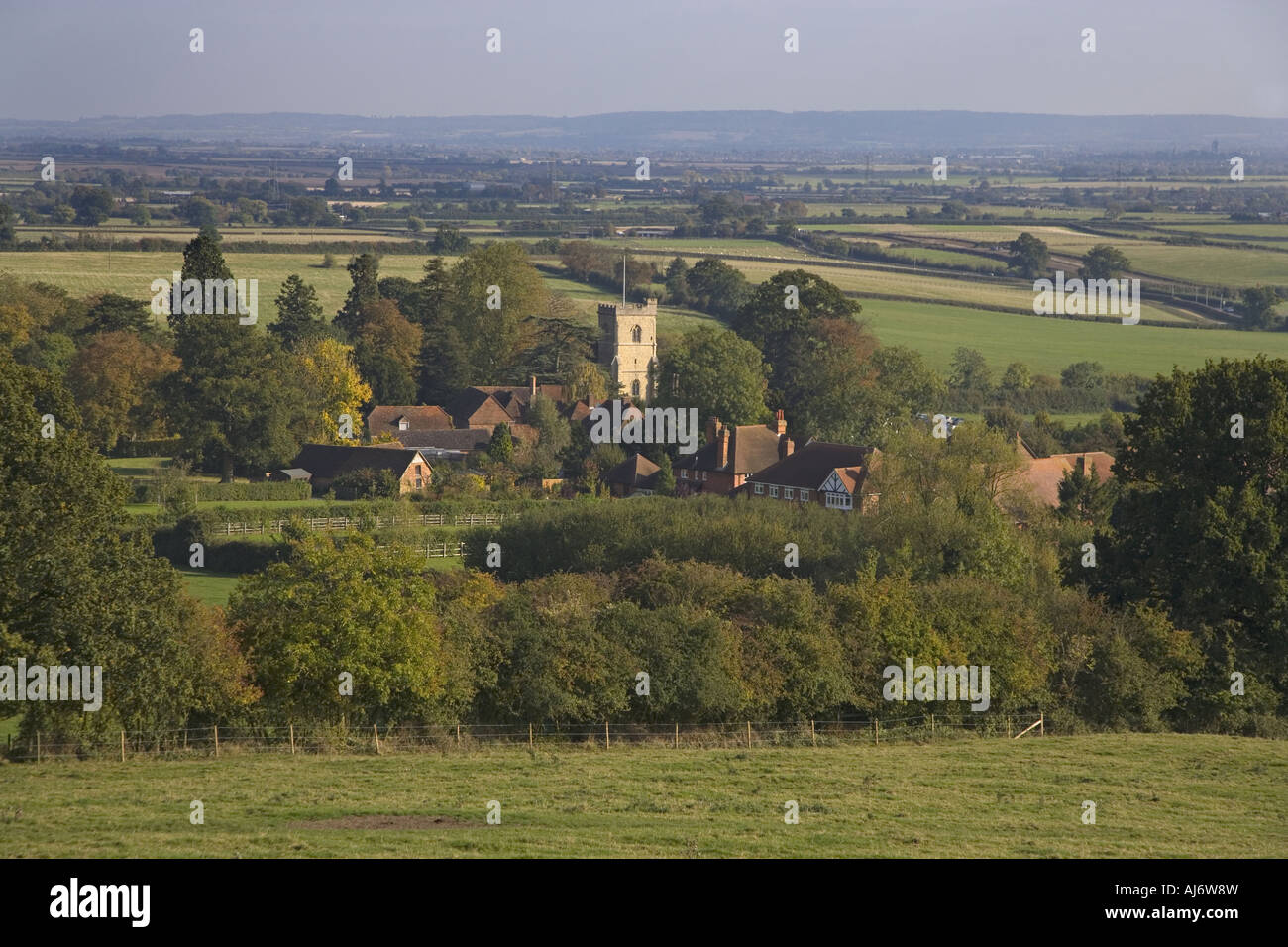 Aylesbury vale church hi-res stock photography and images - Alamy
