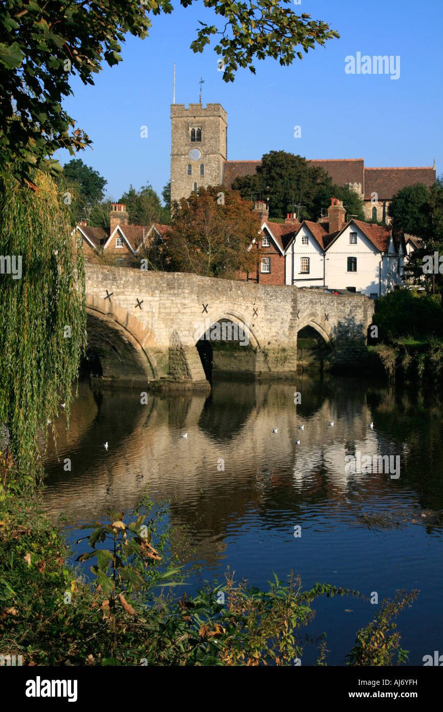 Aylesford stone arch bridge river medway kent england uk gb Stock Photo ...