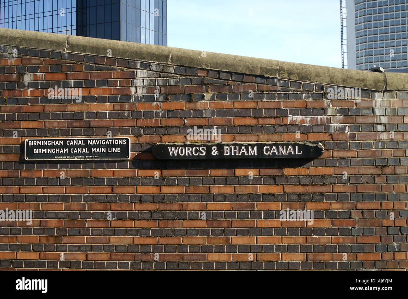 Old sign for Worcester & B'ham canal on old brick wall in Birmingham ...