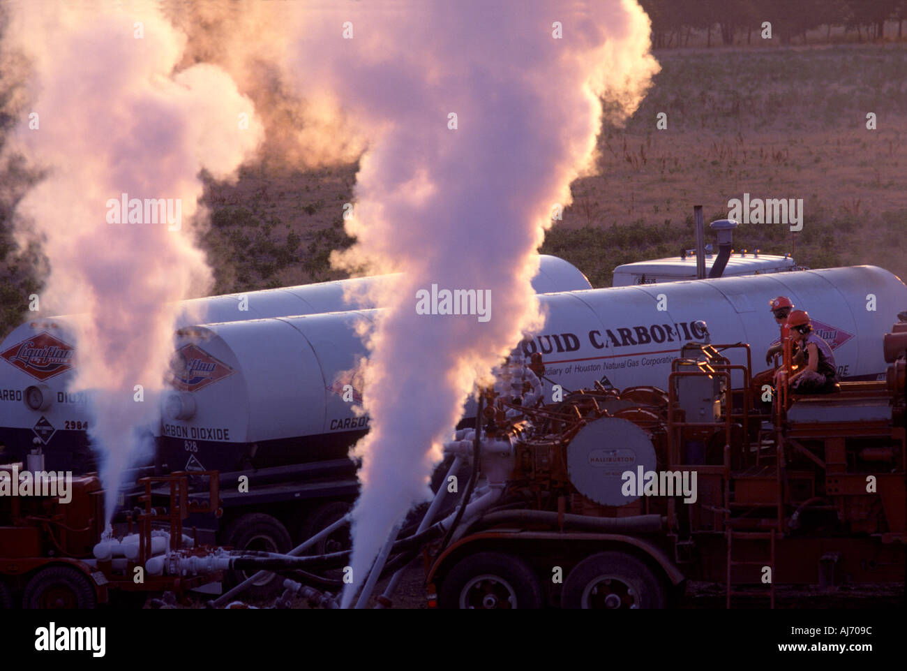 Carbon dioxide gas tank truck hi-res stock photography and images - Alamy