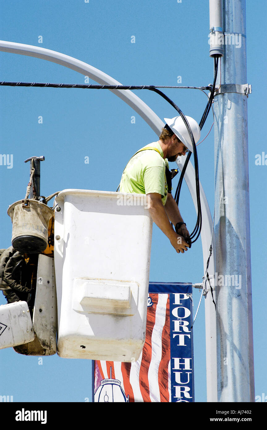 Workers Repair and Replace Traffic Light at Busy Intersection Stock ...