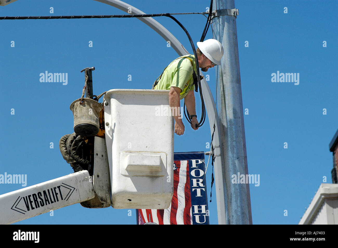Workers Repair and Replace Traffic Light at Busy Intersection Stock ...