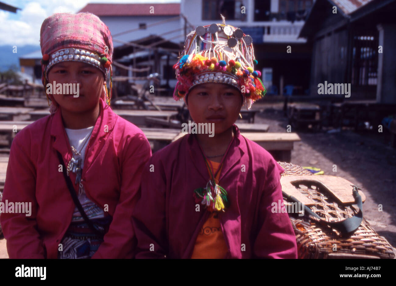 Girls from laos hi-res stock photography and images - Alamy