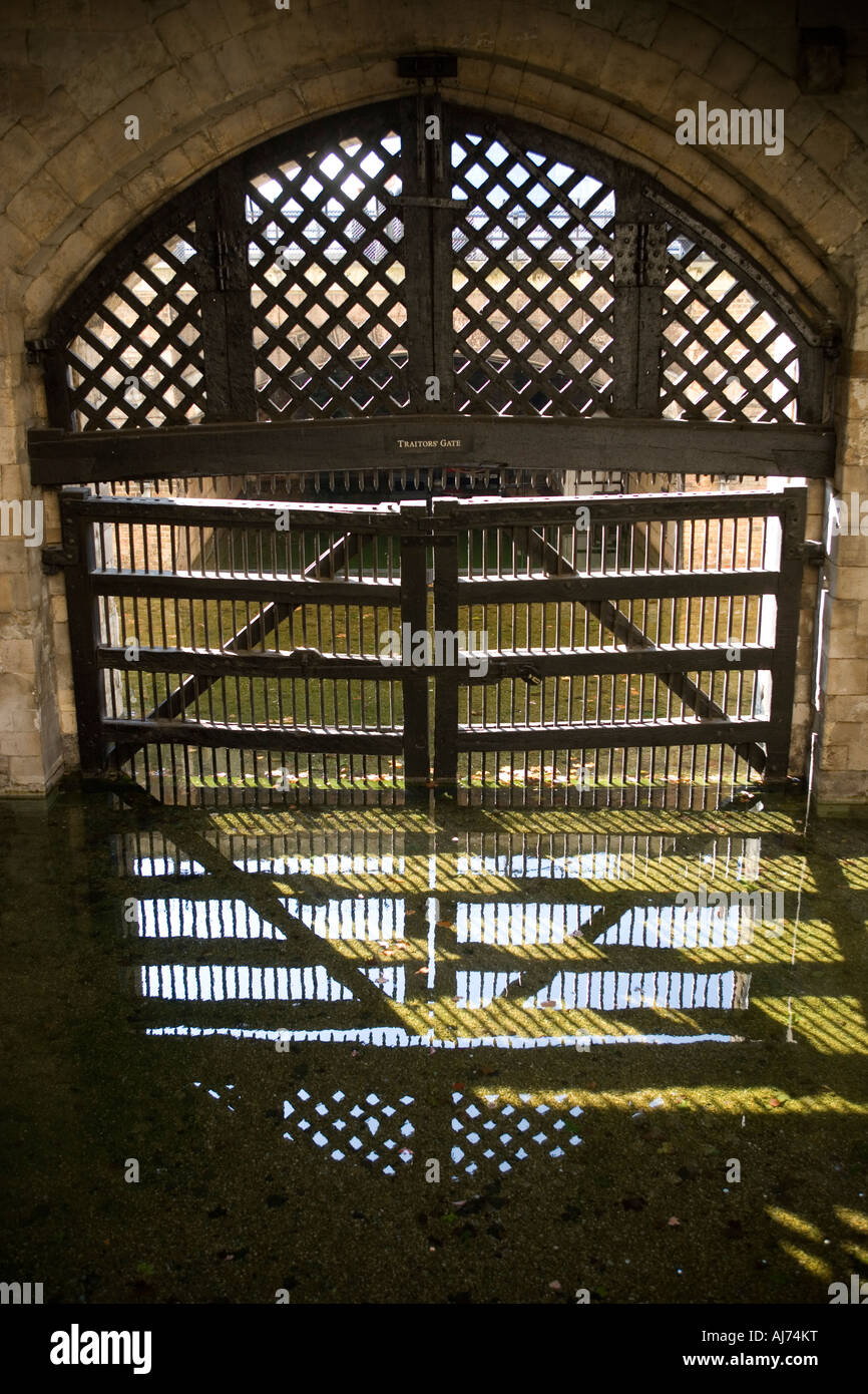 Traitors Gate Tower of London England Stock Photo - Alamy