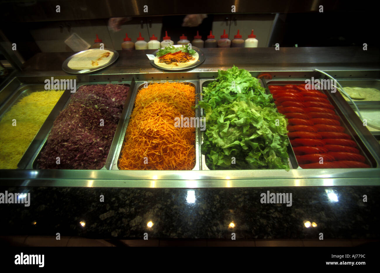 healthy salad bar food hall lunch time 2324 Stock Photo - Alamy