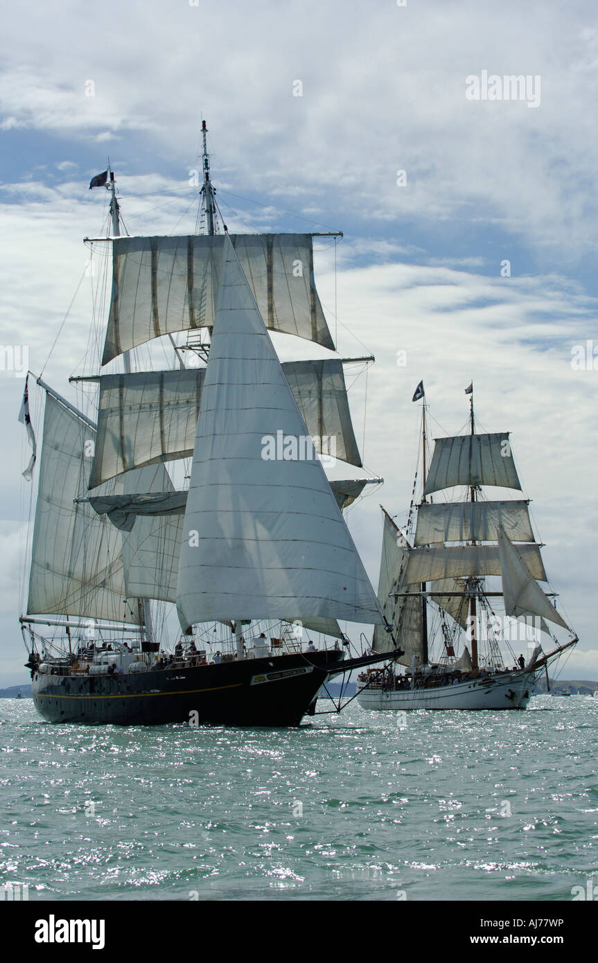Tall ships Young Endeavour and Soren Larsen in the Auckland Anniversary ...