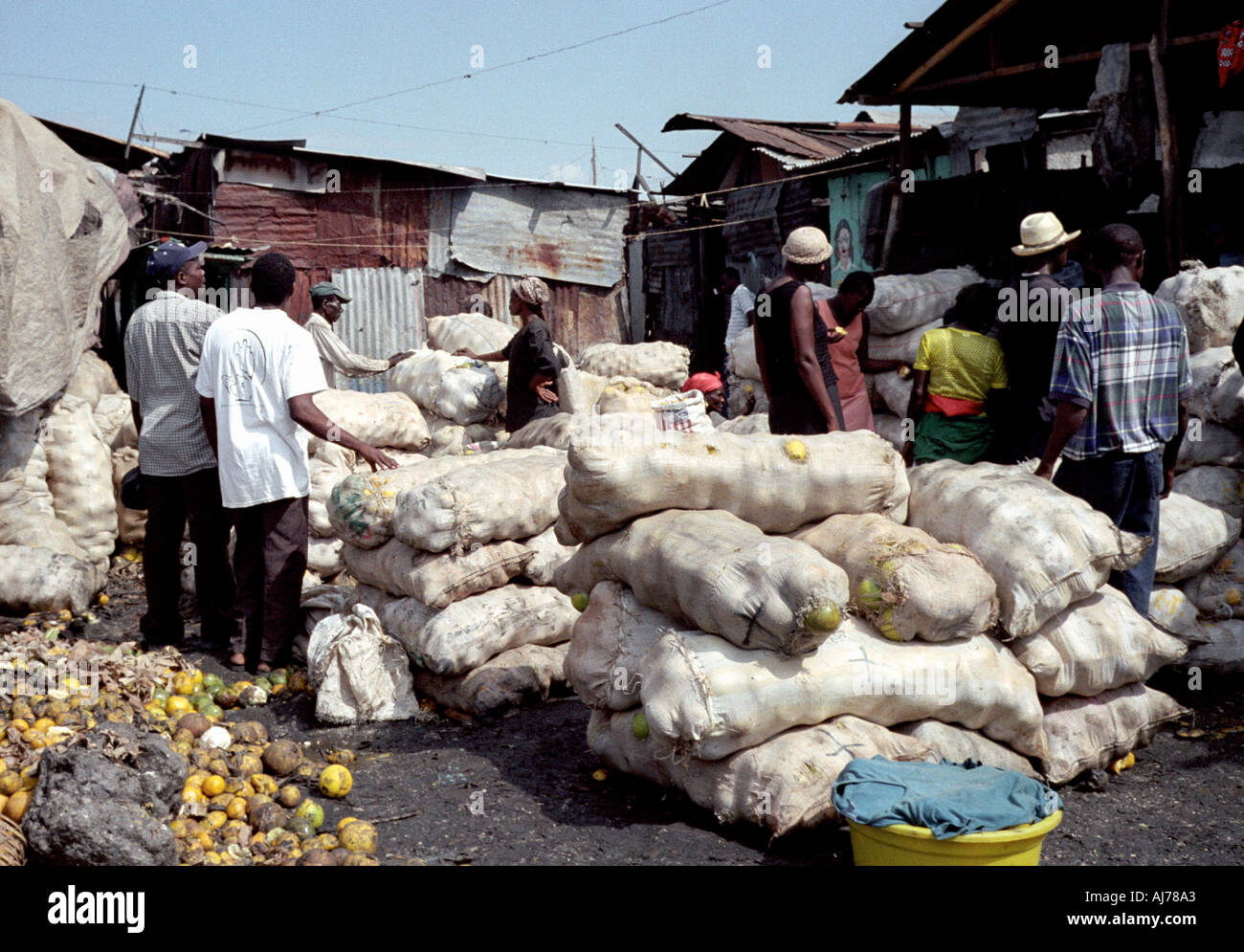 Haiti Port au Prince market in slum selling oranges Stock Photo - Alamy