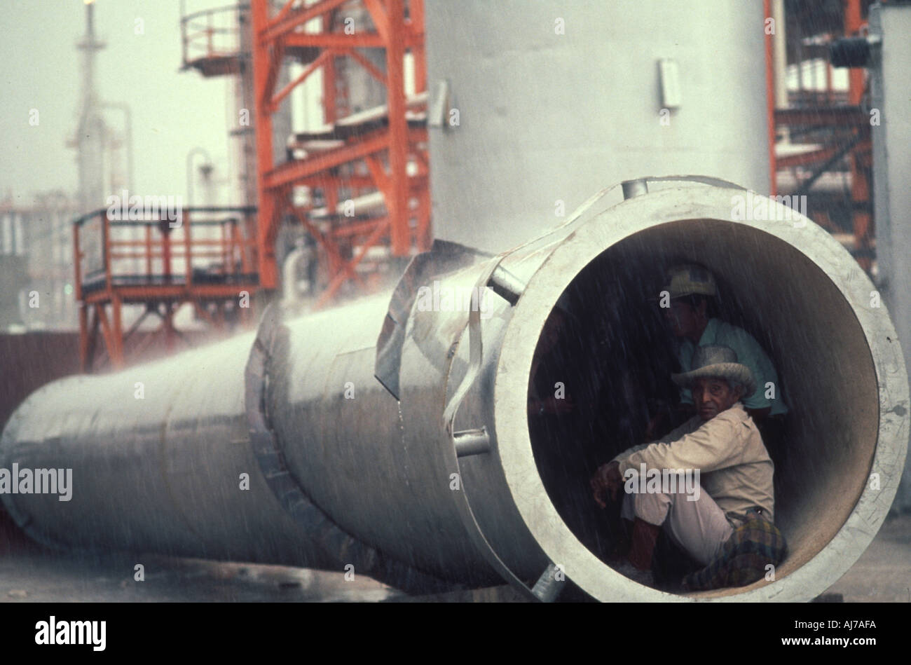 Oil Refinery Workers Mexico on Gulf of Mexico SB Stock Photo - Alamy