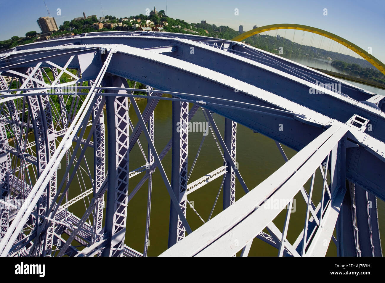 Mt Adams and the Daniel Carter Beard Bridge viewed from the Purple ...