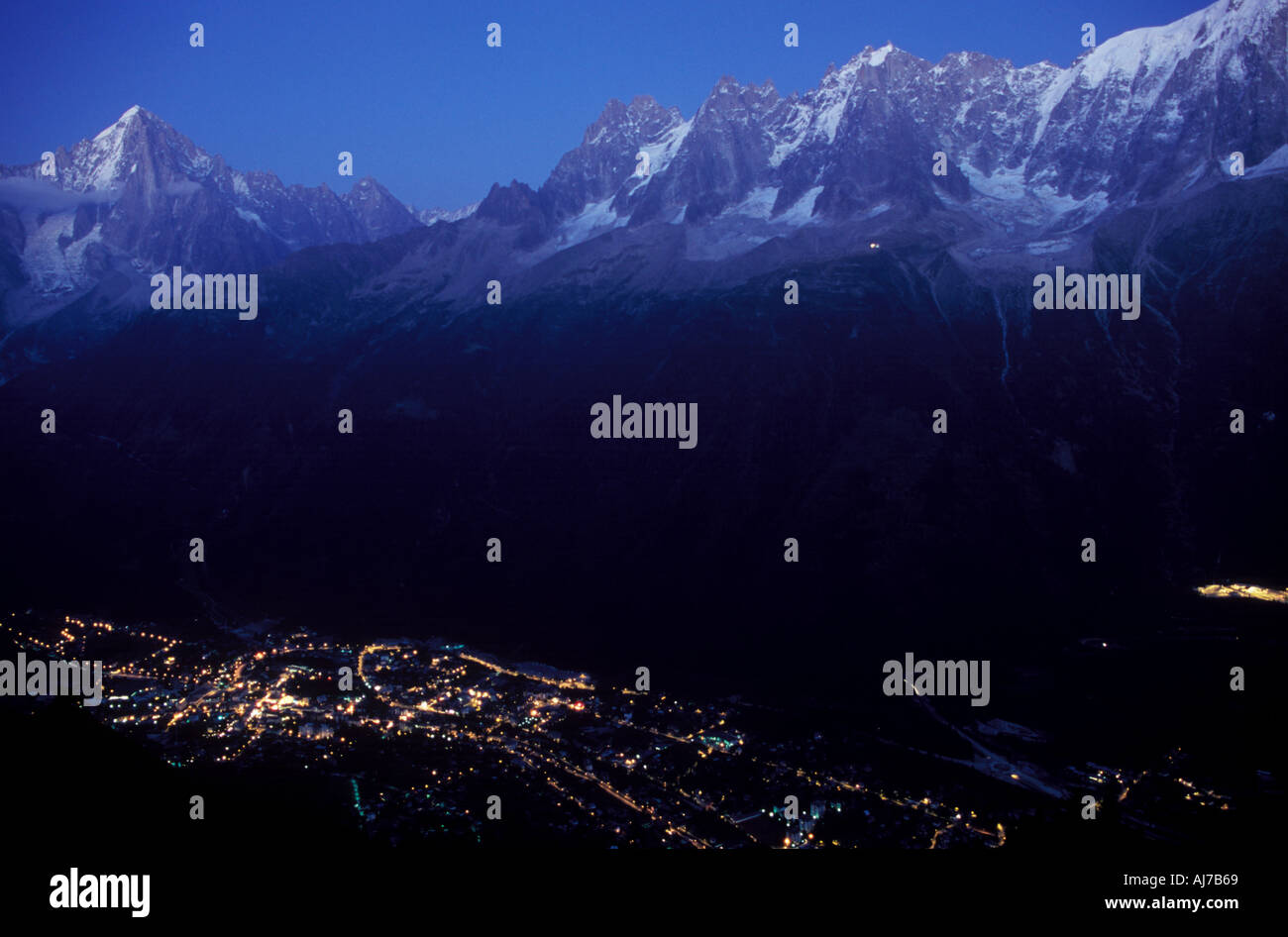 Chamonix town night france hi-res stock photography and images - Alamy