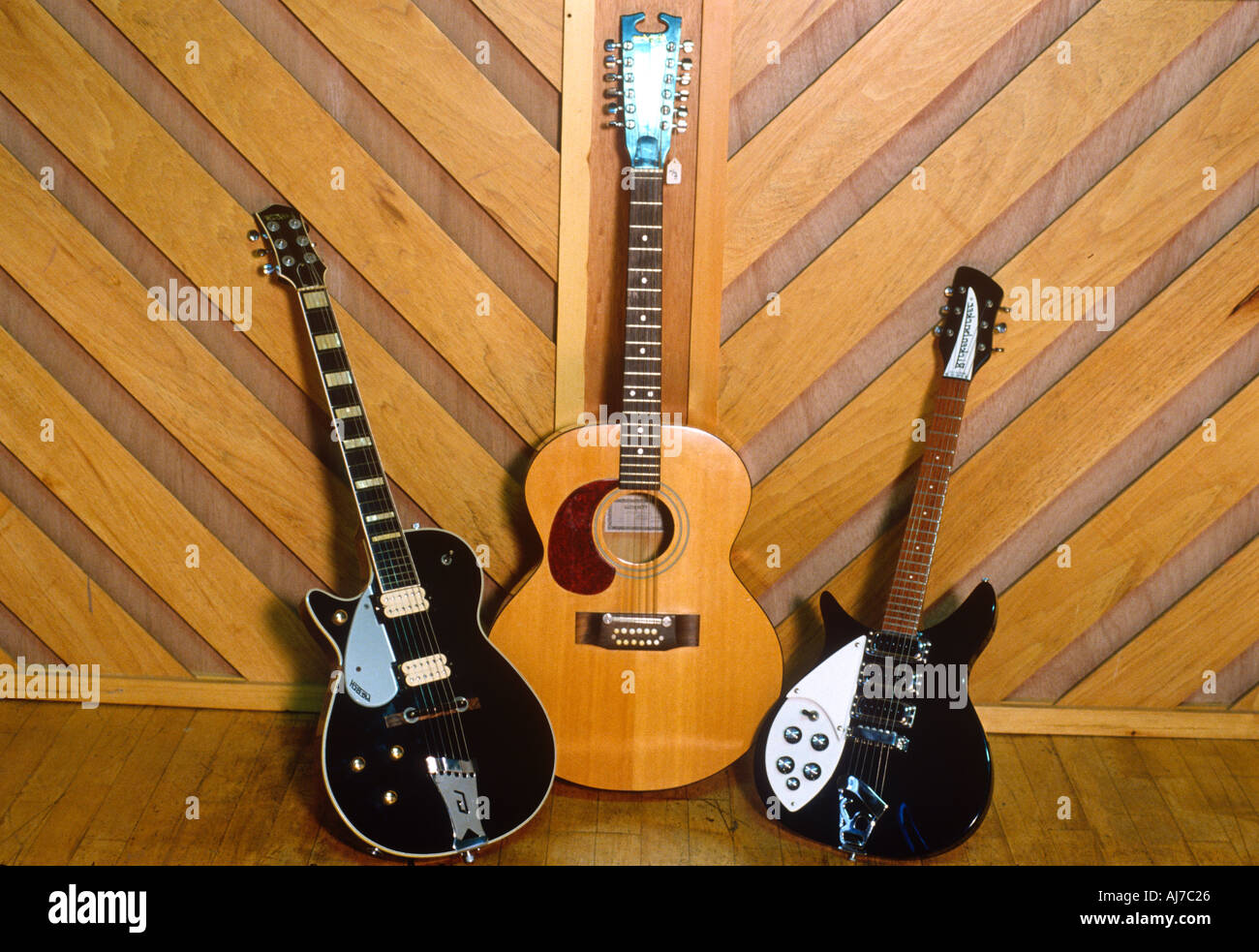 Liverpool department store shop display hi-res stock photography and ...