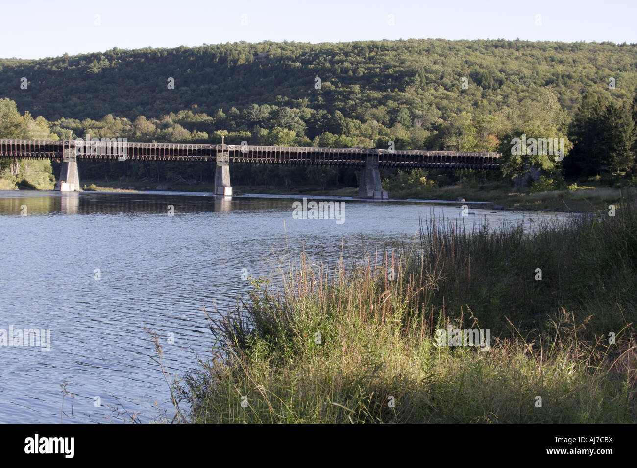 Water lackawaxen roebling aqueduct bridge hi-res stock photography and ...