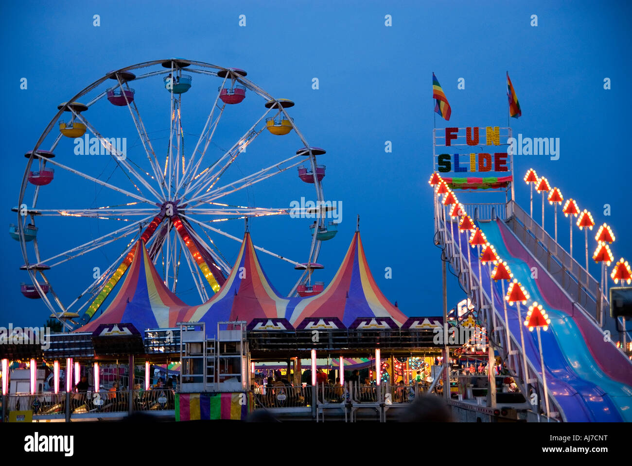 Farris wheel lights hi-res stock photography and images - Alamy