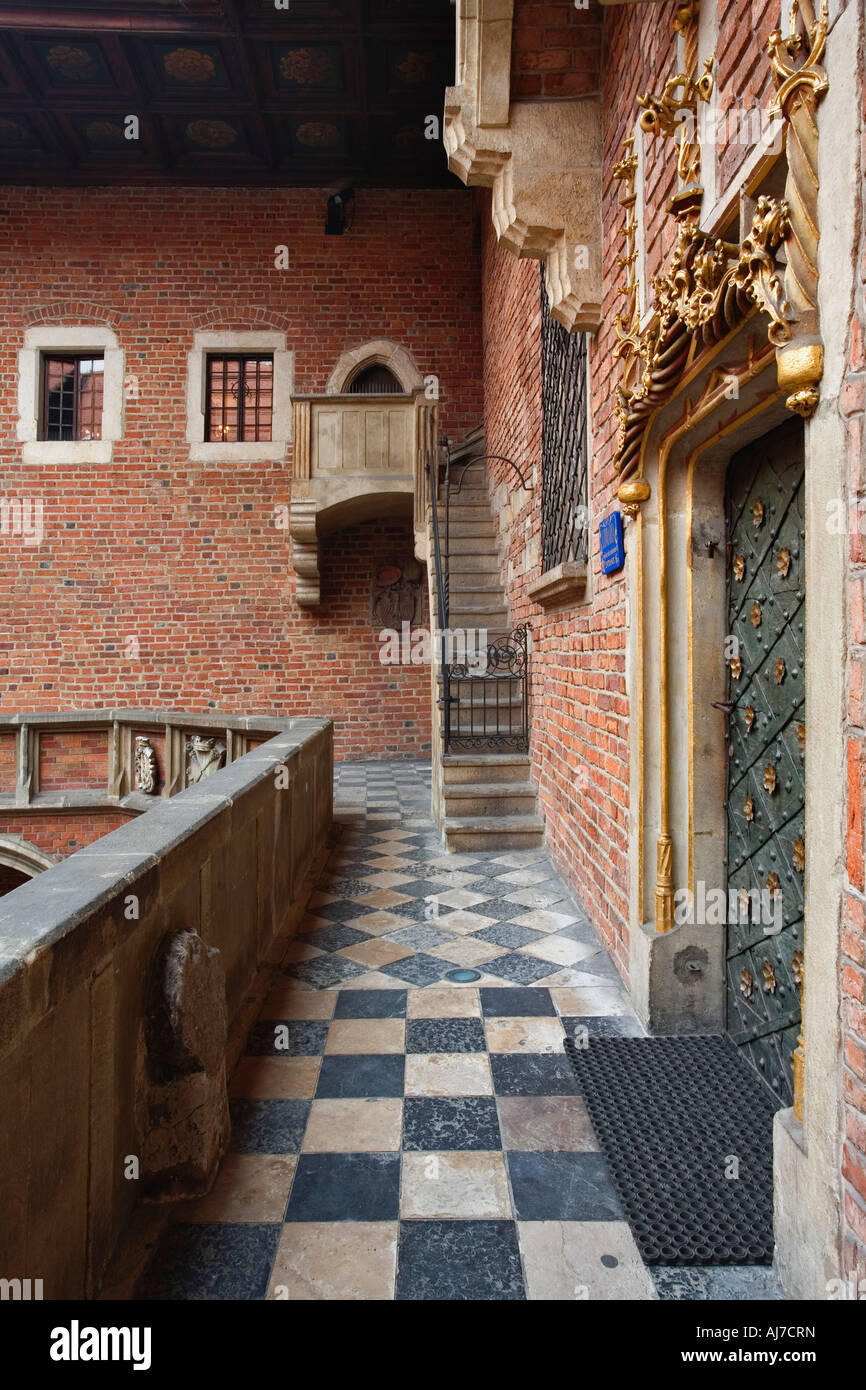 Gothic arched balcony hi-res stock photography and images - Alamy