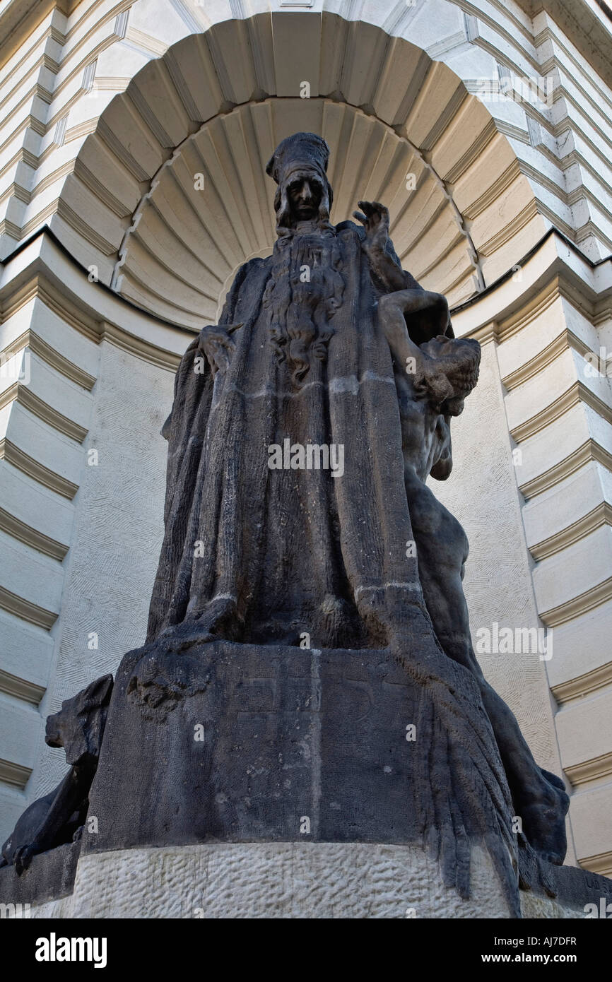Statue of Rabbi Loew Maharal outside the Town Hall in the Jewish ...