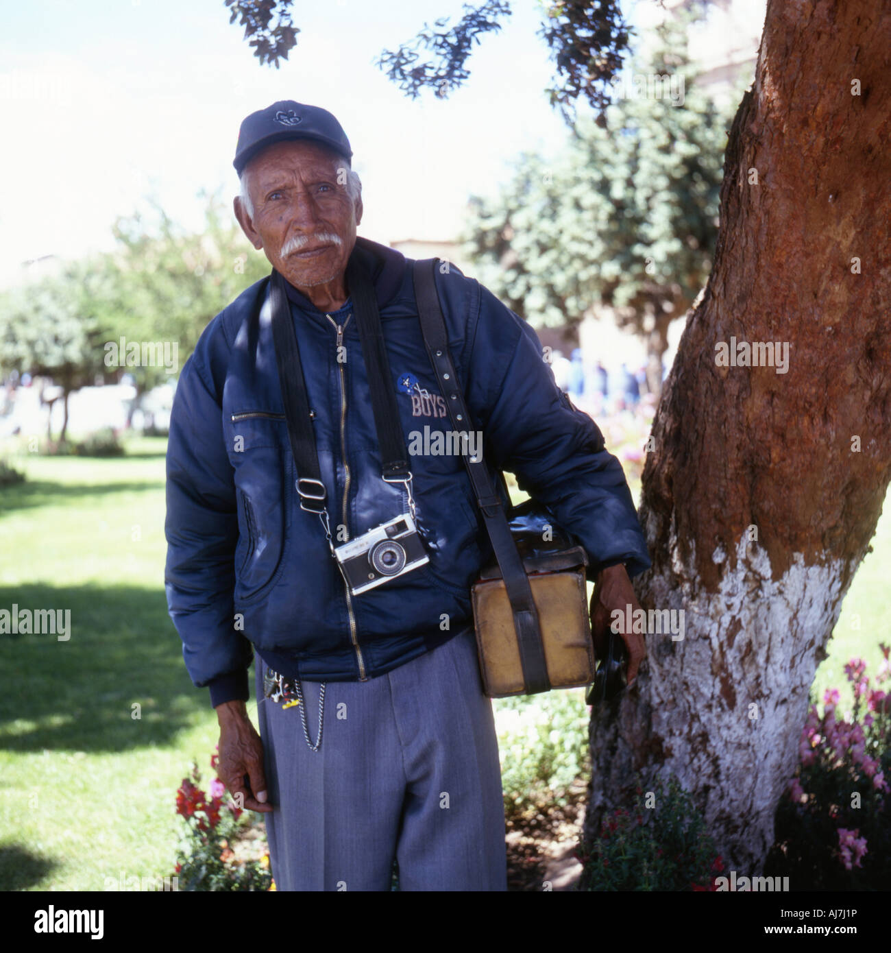 Old peru man hi-res stock photography and images - Alamy
