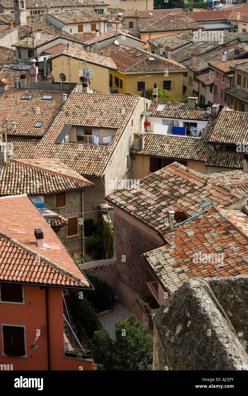 Traditional italian roof tiles hi-res stock photography and images - Alamy