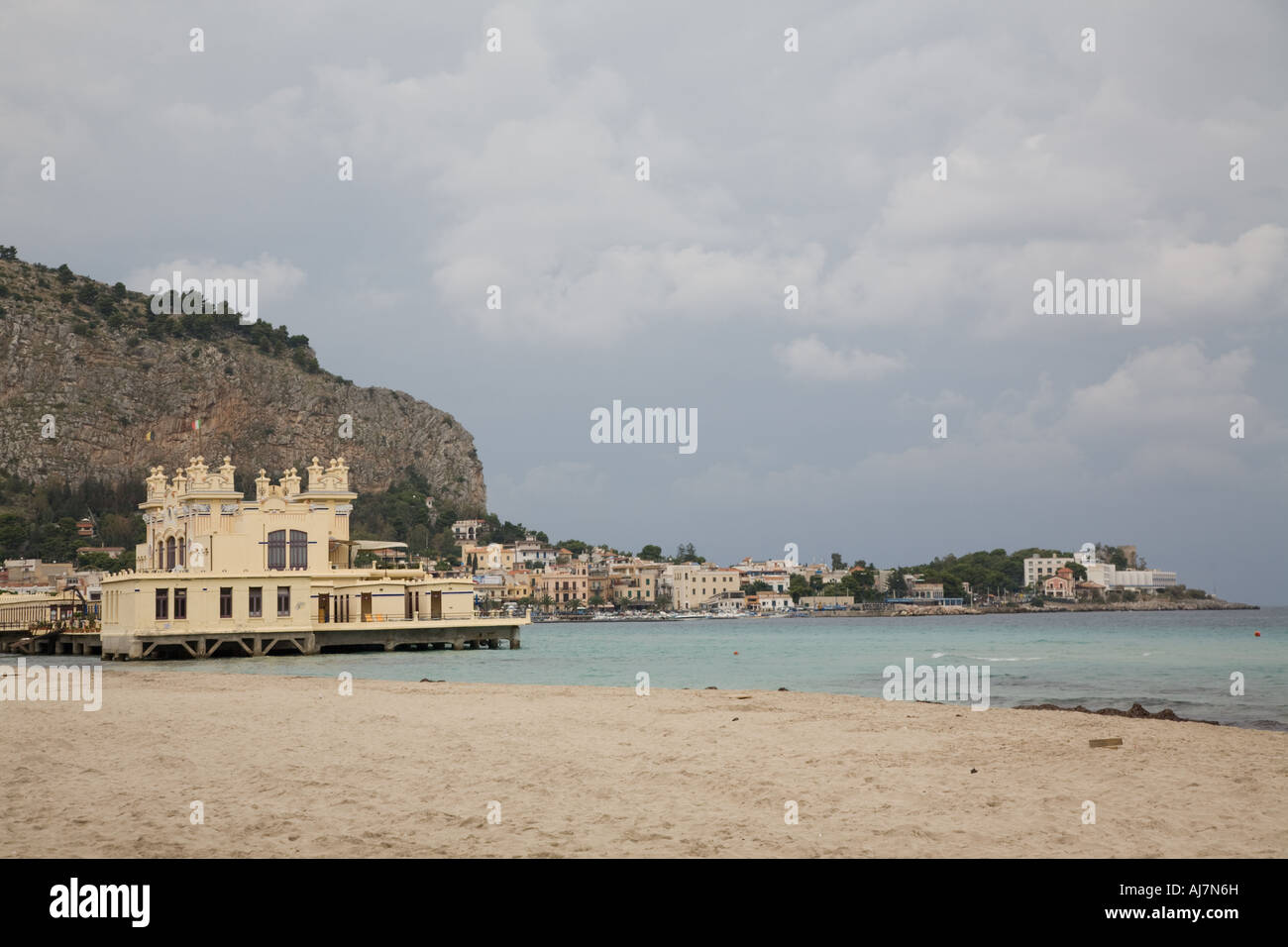 Sicily mondello balneare hi-res stock photography and images - Alamy