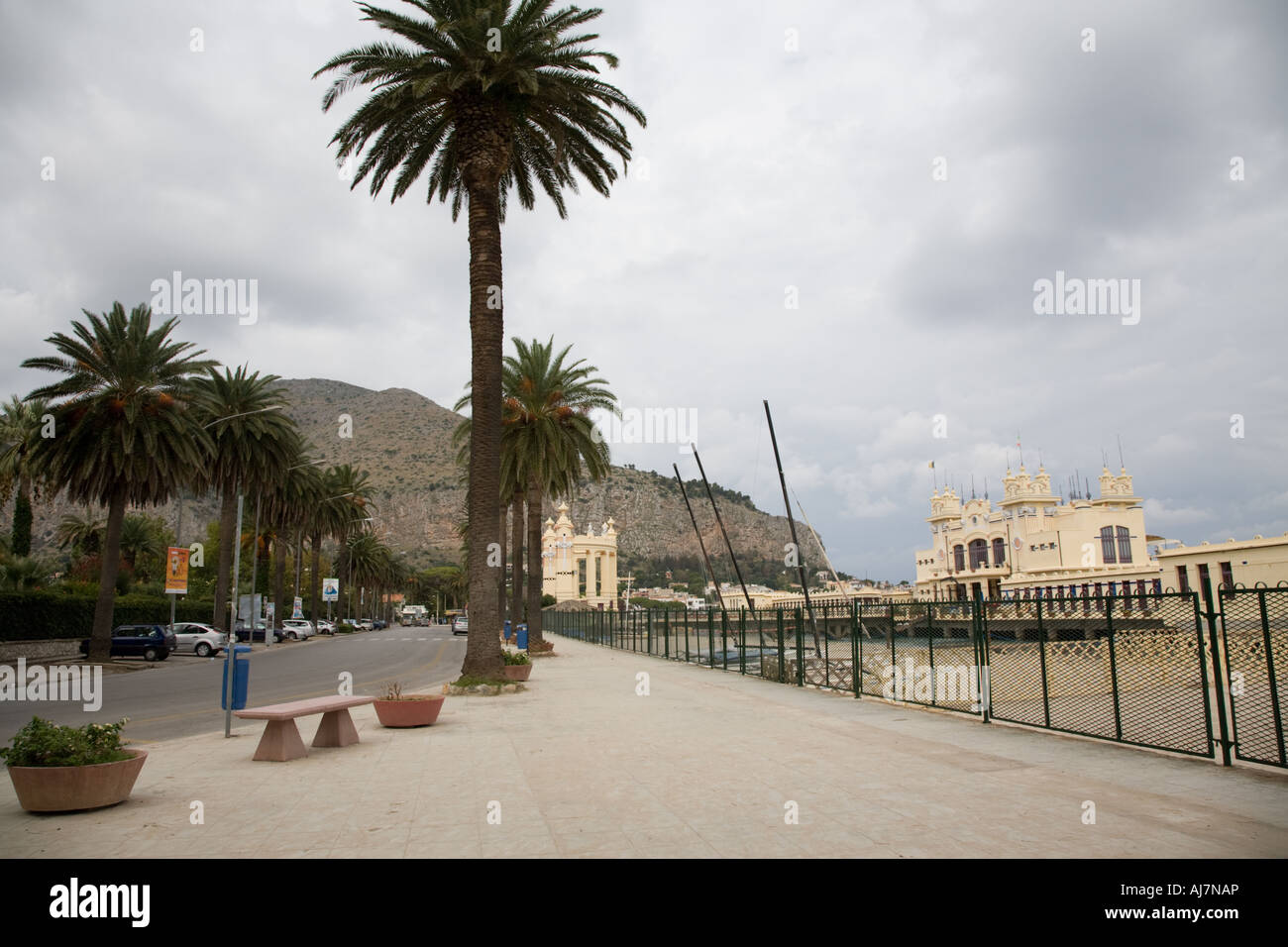 Sicily mondello balneare hi-res stock photography and images - Alamy