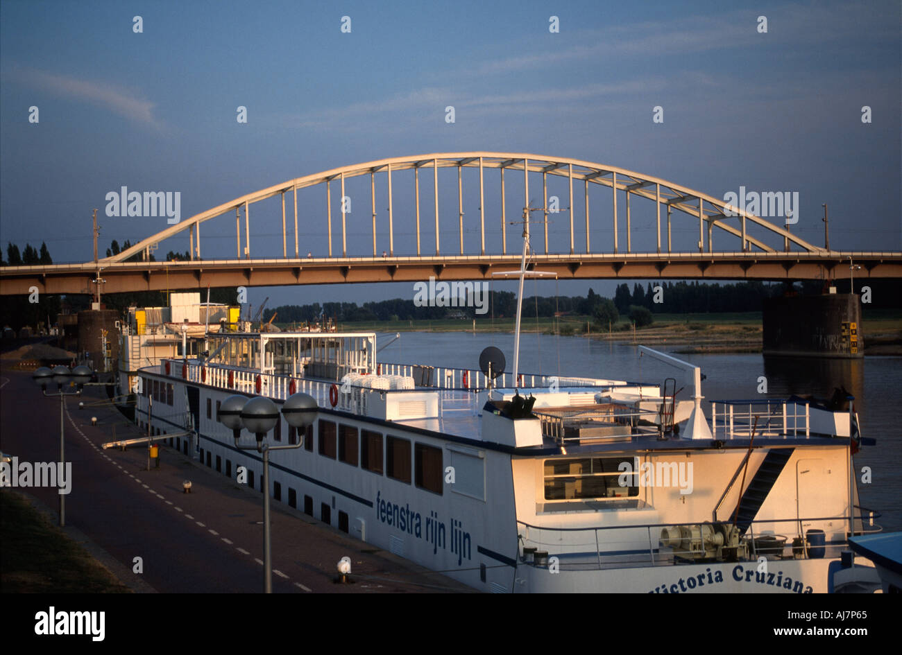 Battle of arnhem bridge hi-res stock photography and images - Alamy