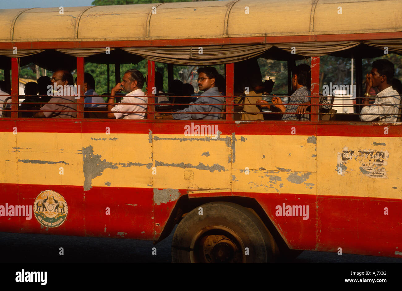 India bus side view hi-res stock photography and images - Alamy