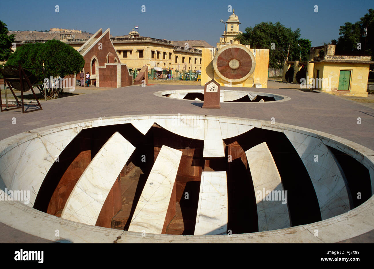 Laghu samrat yantra sundial hi-res stock photography and images - Alamy