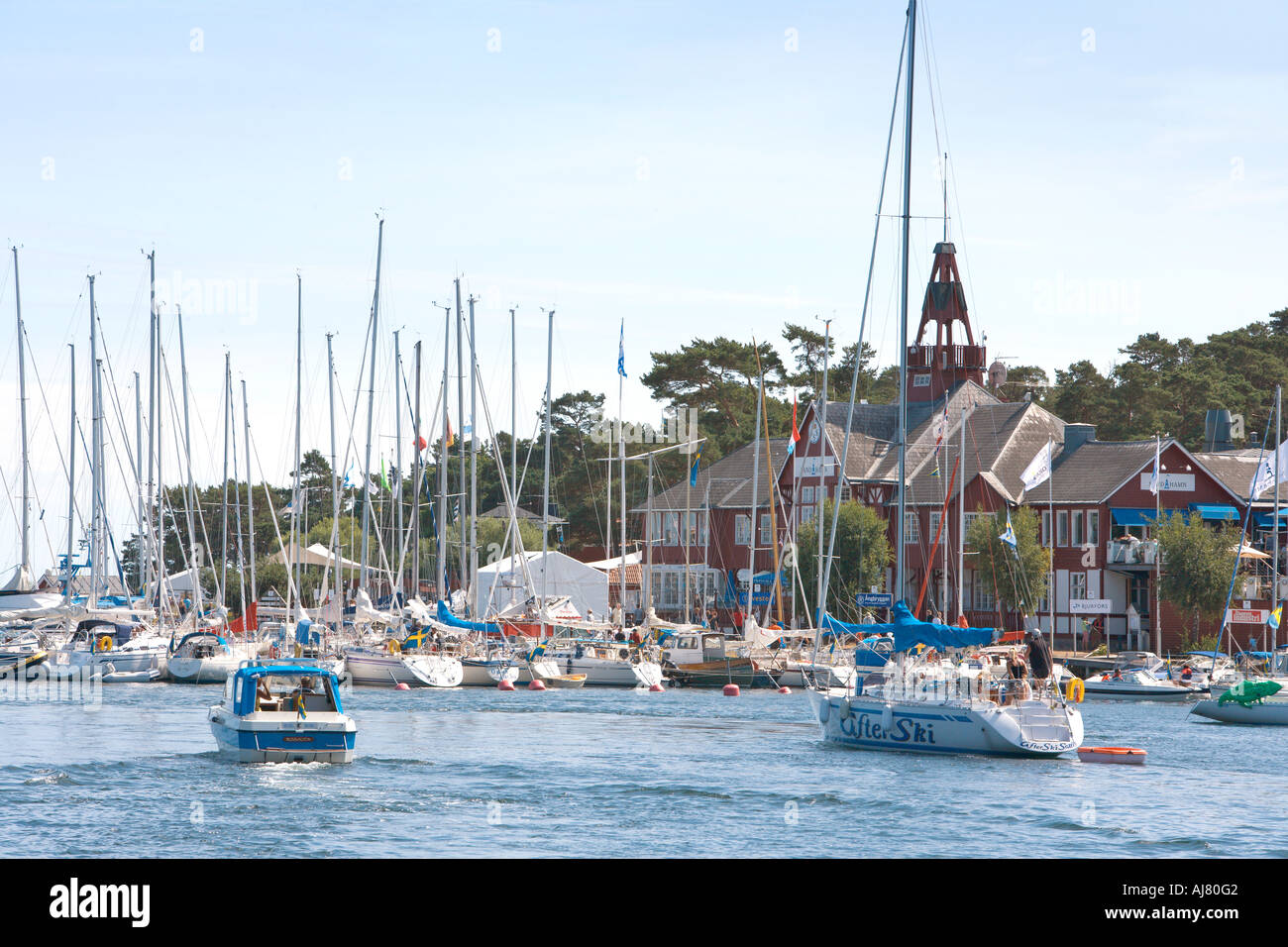 SWEDEN STOCKHOLM ARCHIPELAGO SANDHAMN HARBOUR Stock Photo - Alamy