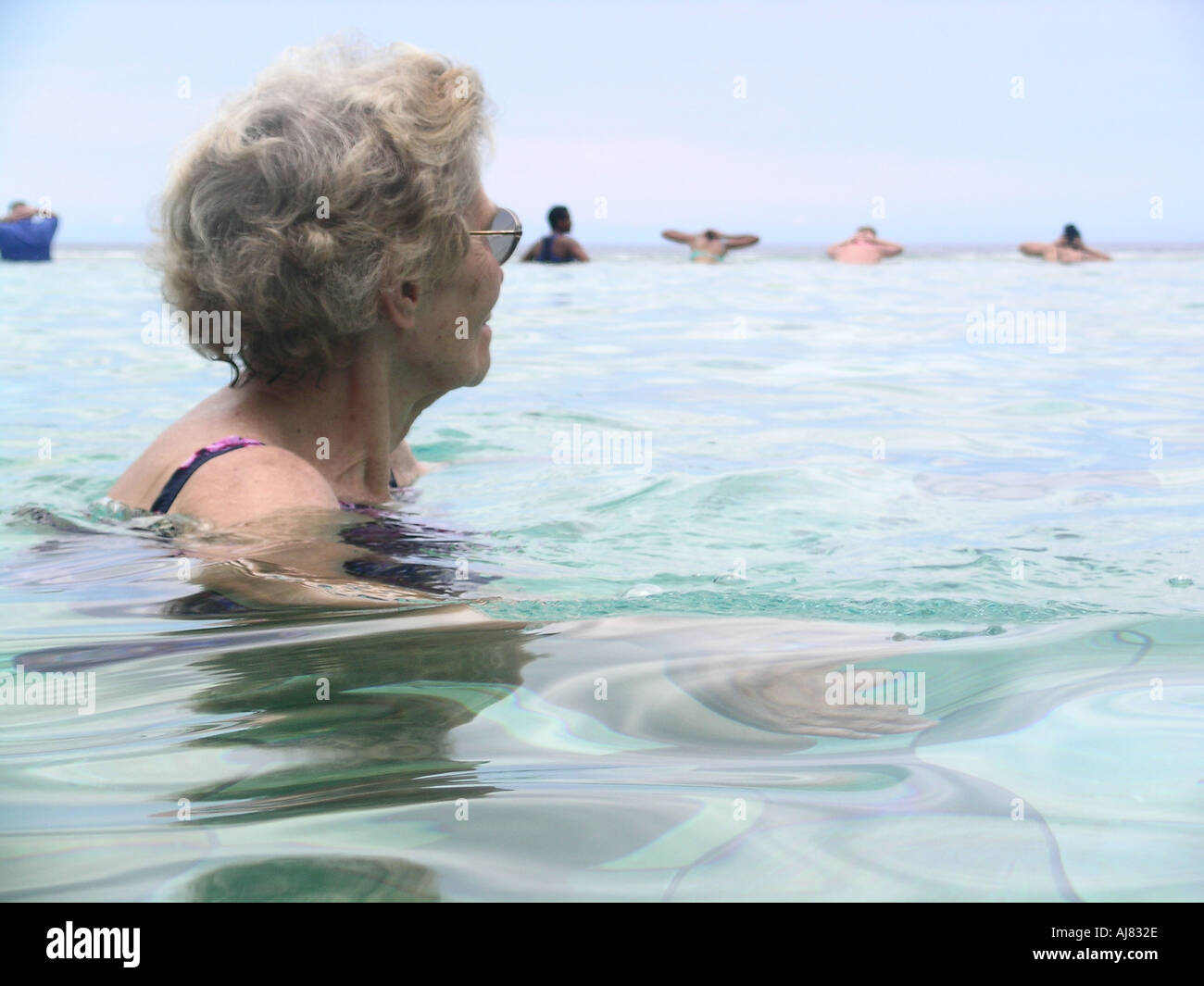 Aqua aerobics resort hi-res stock photography and images - Alamy