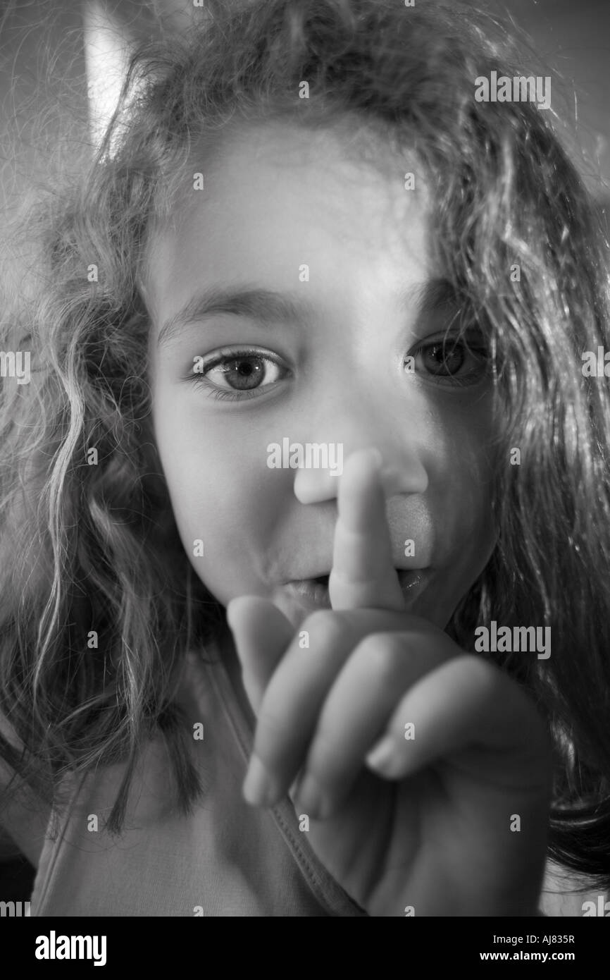 Ssst hi-res stock photography and images - Alamy