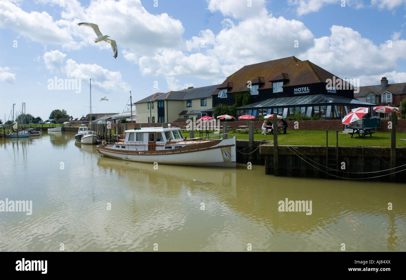 Rye harbour east sussex hi-res stock photography and images - Alamy