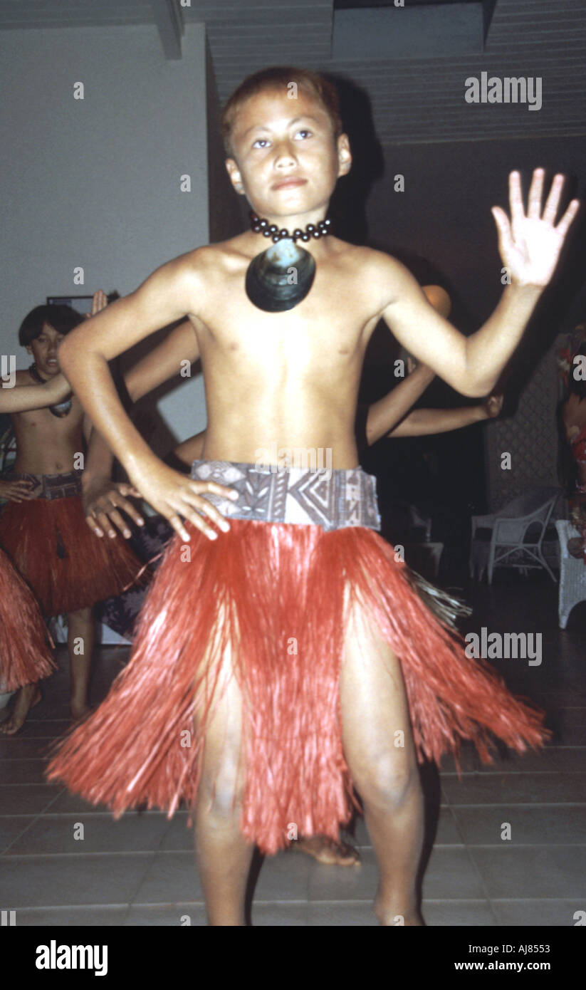 Traditional dancing, Cook Islands Stock Photo - Alamy