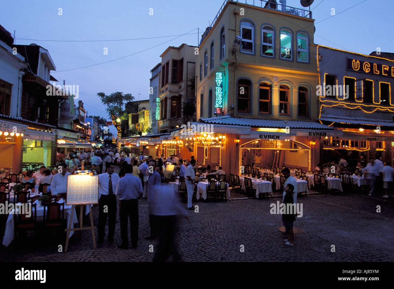 Restaurants kumkapi istanbul turkey hi-res stock photography and images ...