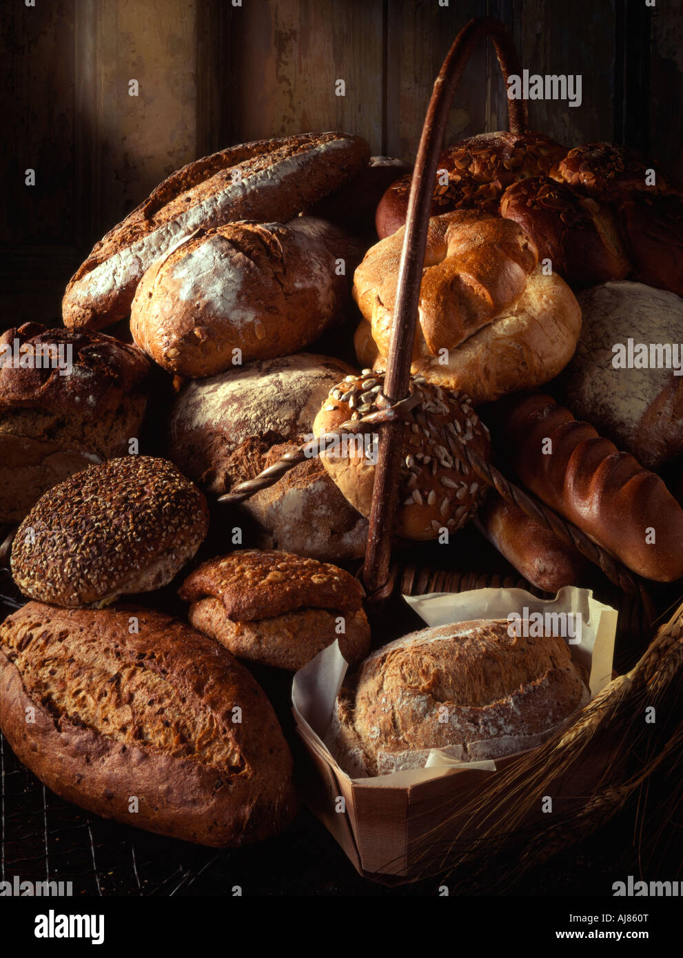 Cottage loaf cob coburg farmhouse bread hi-res stock photography and ...