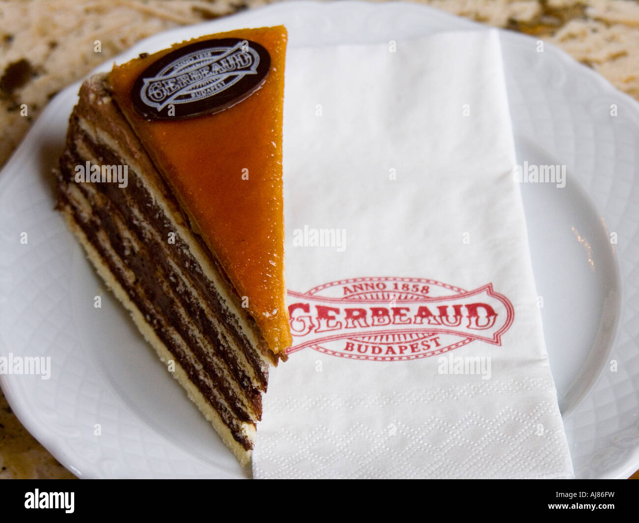 Dobos cake, Gerbeaud, Budapest Stock Photo - Alamy