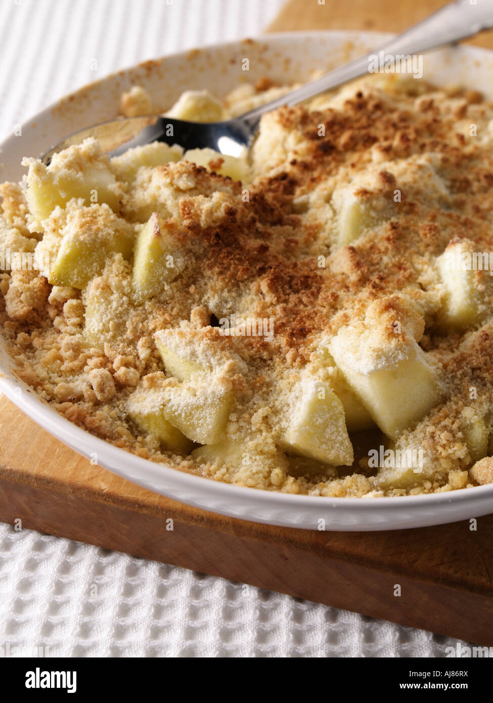 Individual portion apple crumble hi-res stock photography and images ...