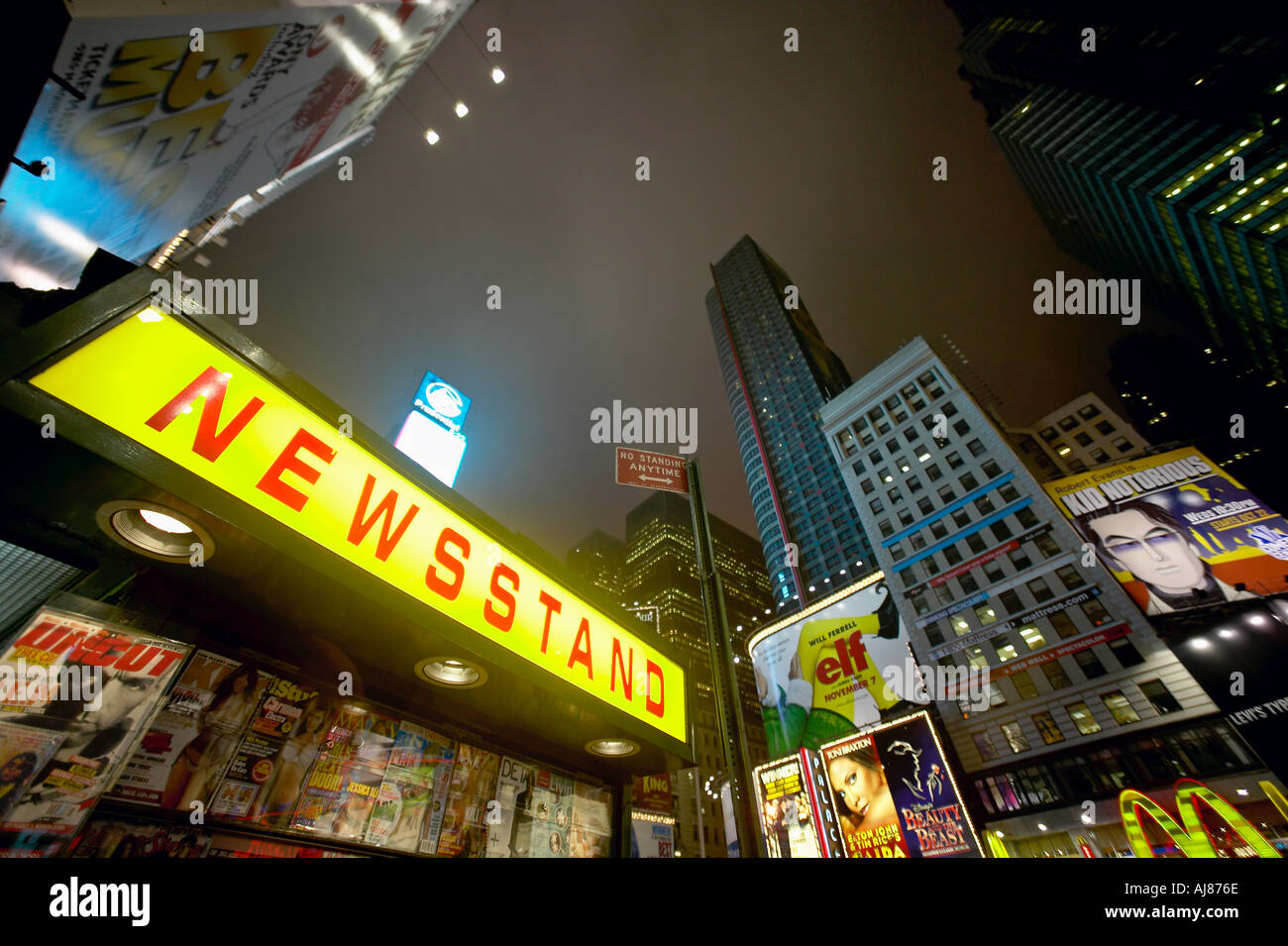 News Stand in Times Square Midtown Manhattan New York NY Stock Photo ...