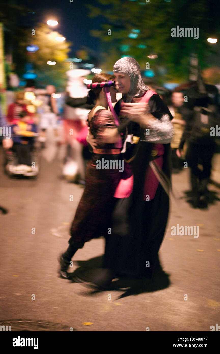 Knight costumed hi-res stock photography and images - Alamy