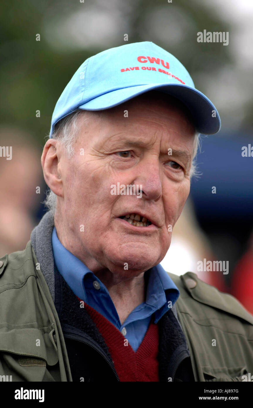 Tony Benn MP Stock Photo - Alamy