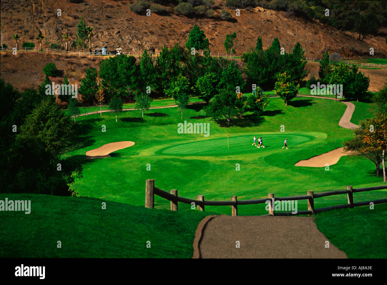 Par three golf hole hi-res stock photography and images - Alamy