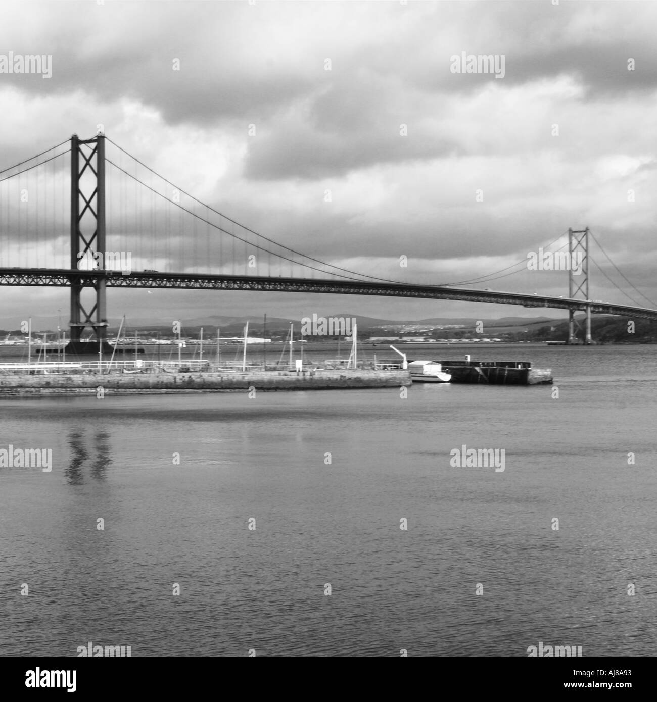 Forth road bridge Stock Photo - Alamy