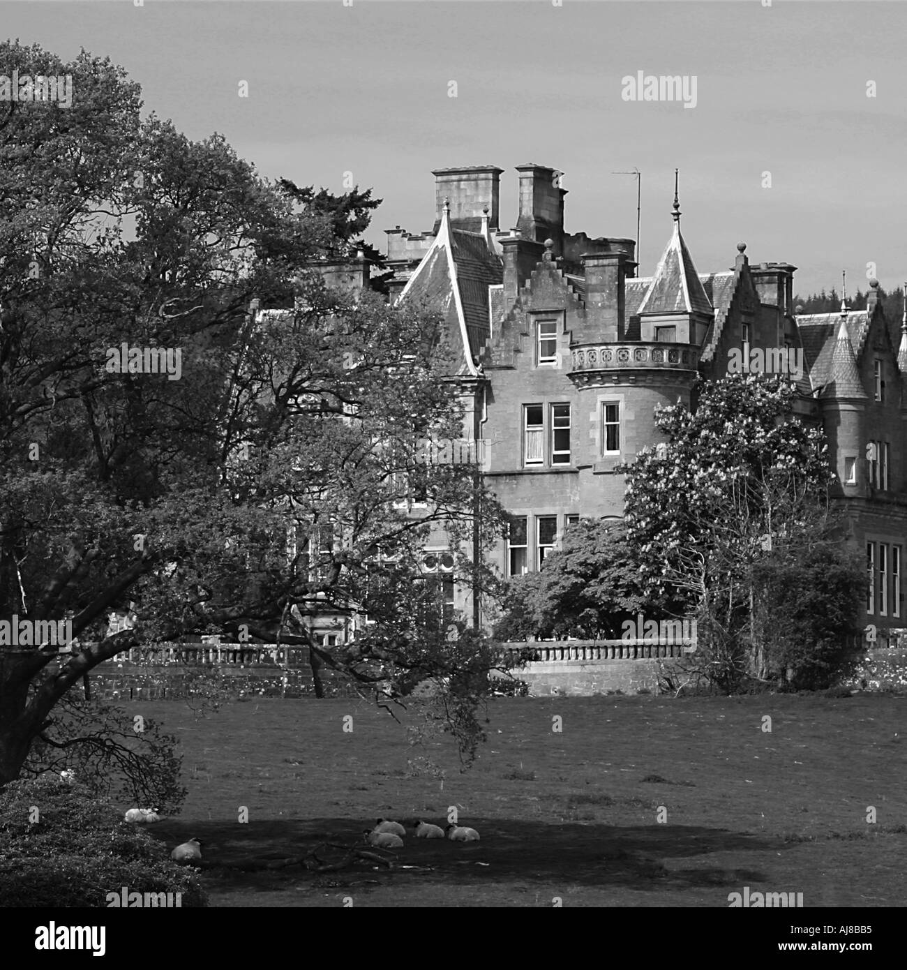 Country estate house Stock Photo - Alamy