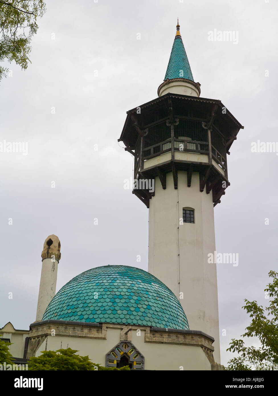 minaret and dome, Elephant House, Budapest Zoo, Hungary Stock Photo - Alamy