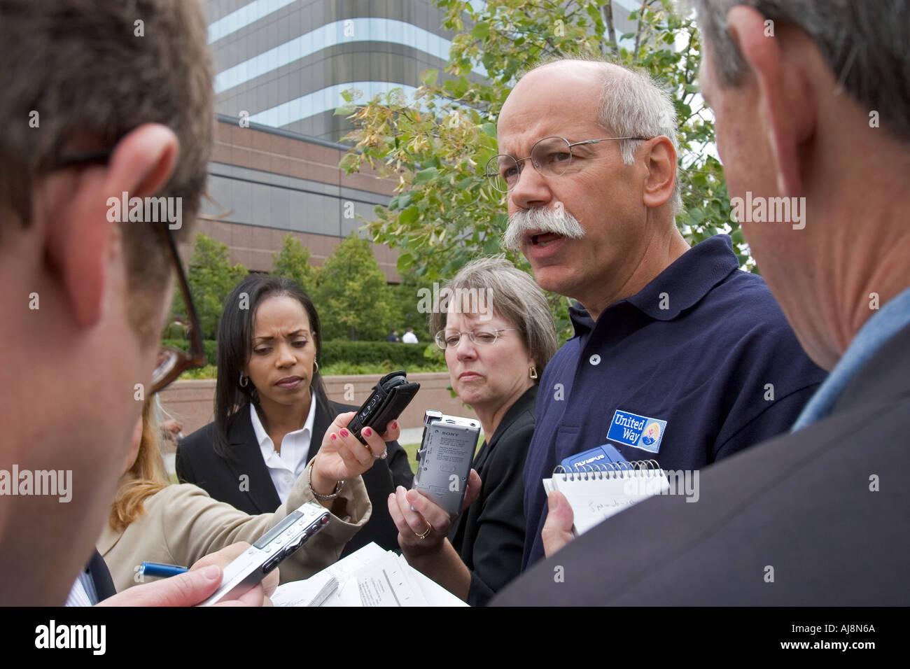 Dieter zetsche hi-res stock photography and images - Alamy