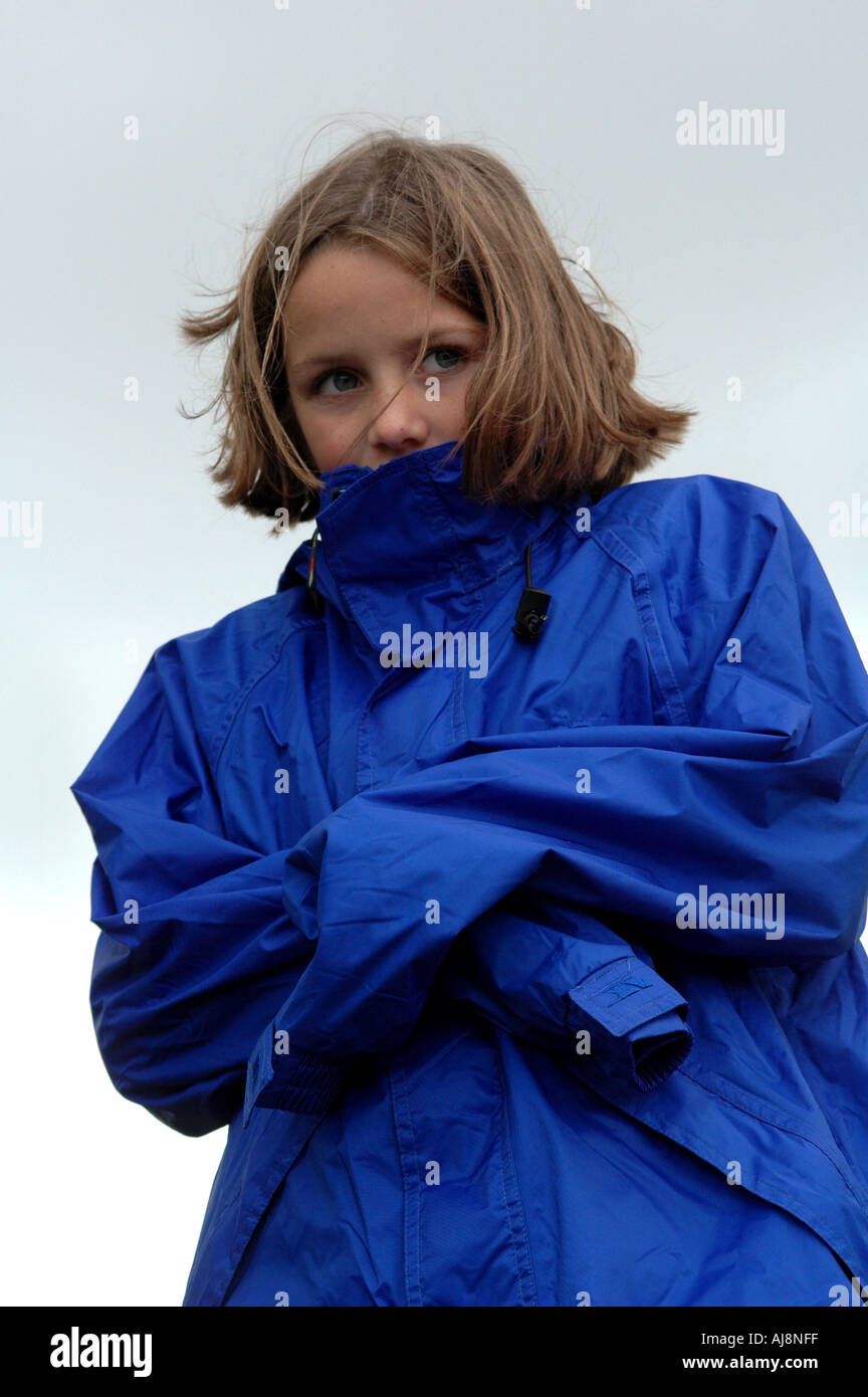 Kid shivering in winter hi-res stock photography and images - Alamy