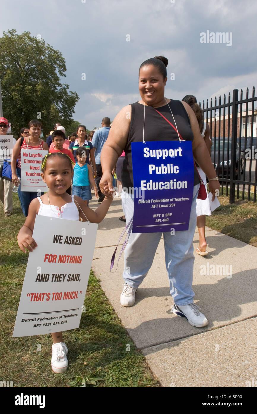 Children protest child labor hi-res stock photography and images - Alamy