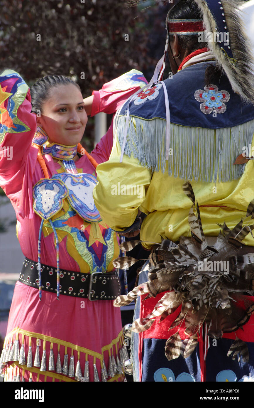 Inuit national costume hi-res stock photography and images - Alamy