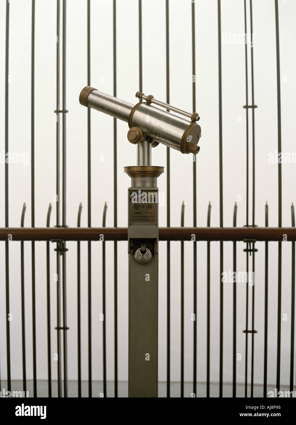 Coin operated binoculars Stock Photo - Alamy