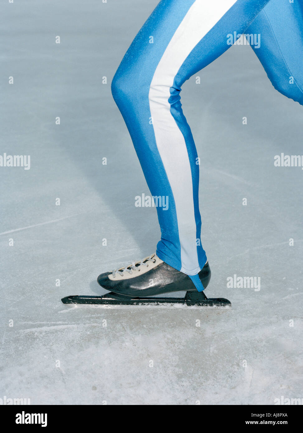 Speed skating ice vertical hi-res stock photography and images - Alamy