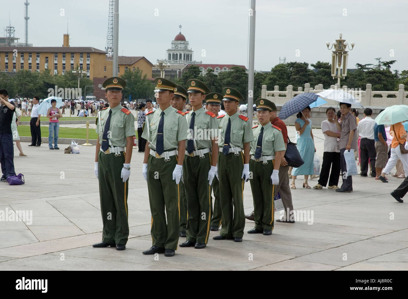Guards in Tiananmen Square, Beijing, China Stock Photo - Alamy